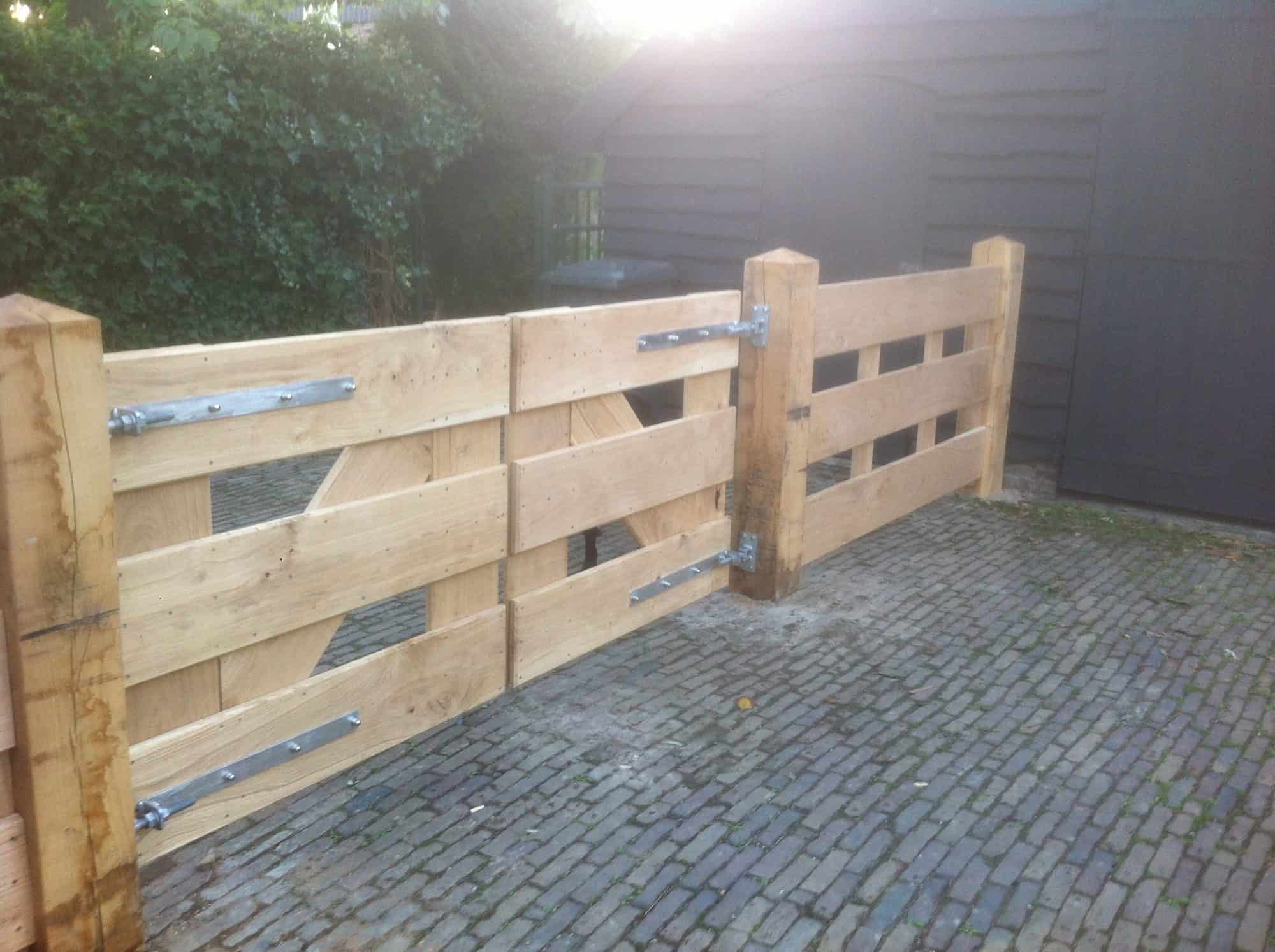 Houten tuinpoort op maat bestellen? Kastanje hout - Adéquat